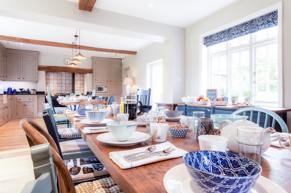 Venue Dining Kitchen / Tufton Warren Farmhouse - Wedding Venue ...