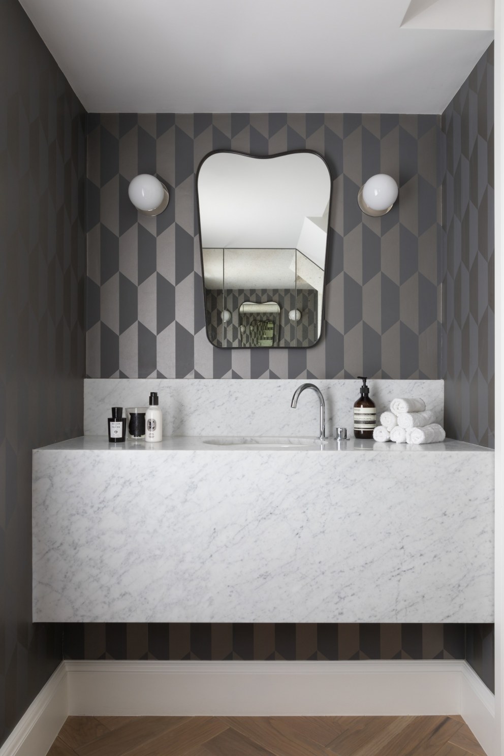 What Is A Guest Cloakroom at Donna Hood blog