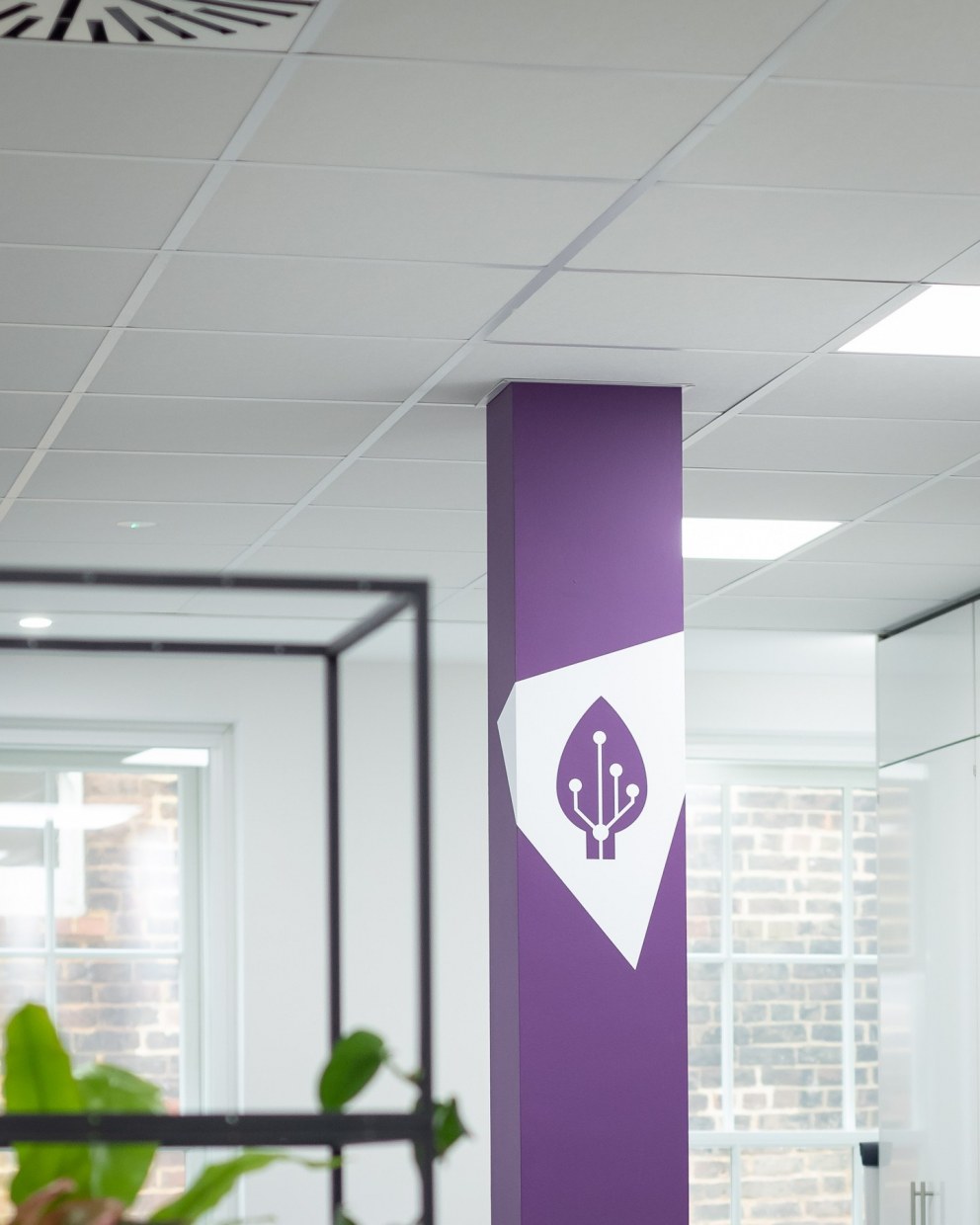 Branded column wraps / Rethink Events - Workplace Design ...