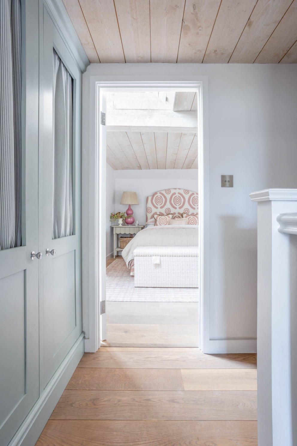 Coach House / Somerset Coach House - InteriorDesigners.net